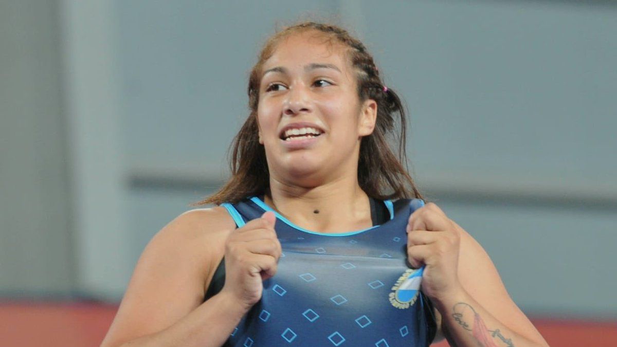 Linda Machuca, Medalla de Plata en Lucha