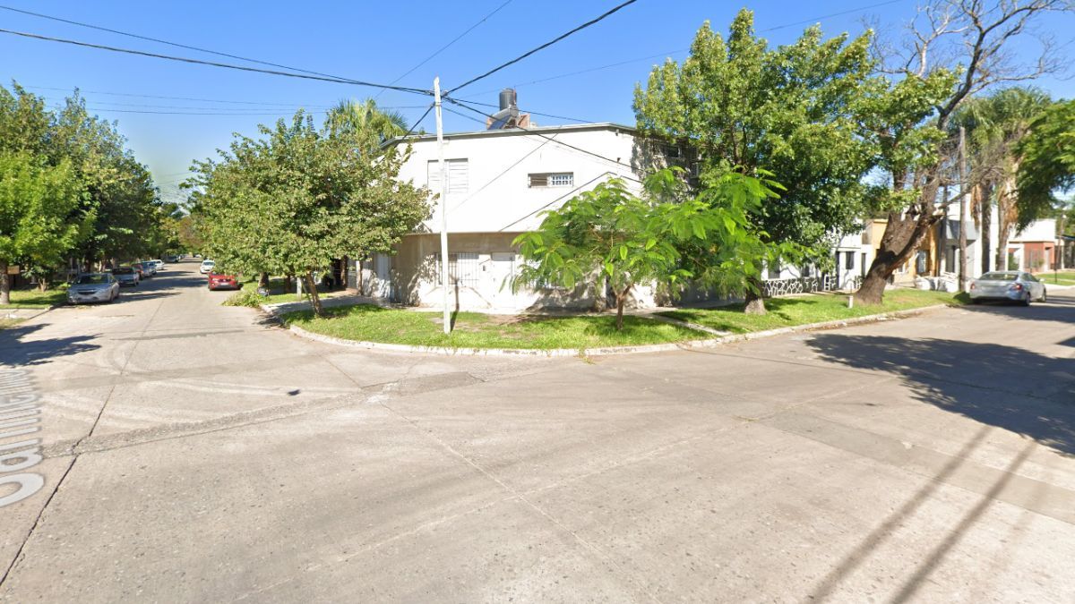 Bajate o te pongo un tiro: un motochorro le apoyó un arma a una mujer ...