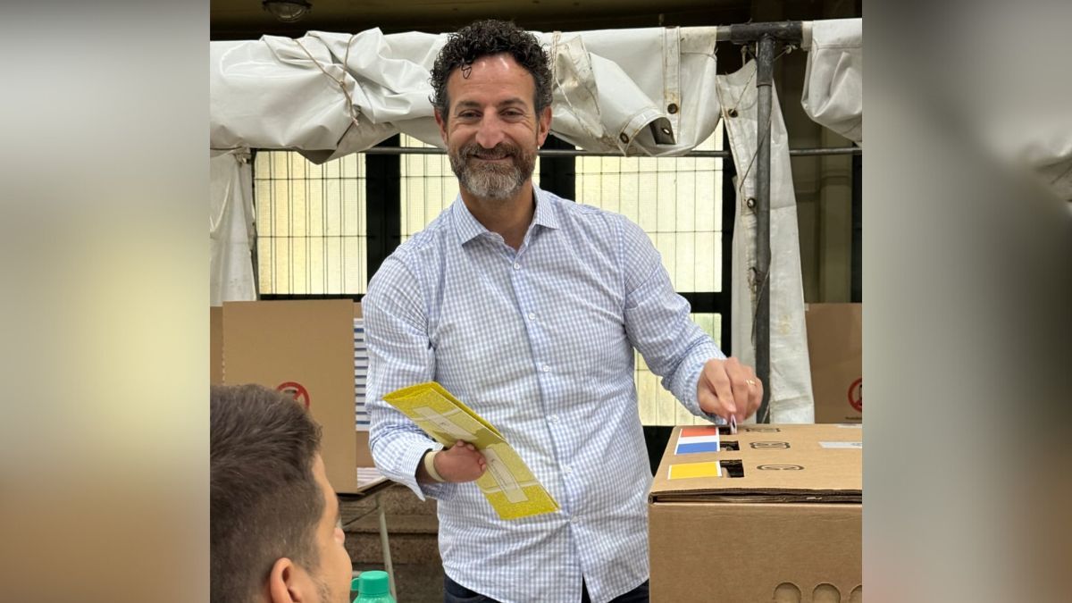 Sukerman votó en Rosario y pidió revertir la apatía con más democracia ...