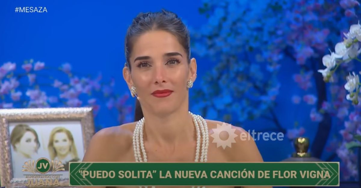Viralizan el terrible gesto de Juana Viale al escuchar cantar a Flor Vigna