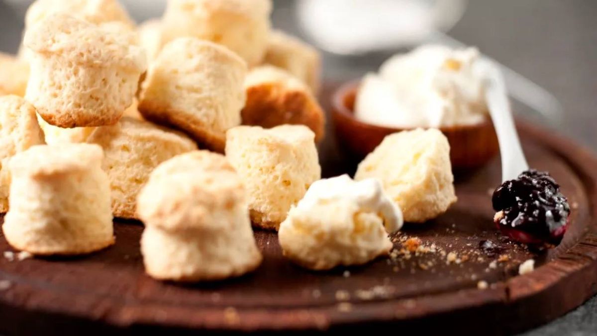 Cómo hacer scones clásicos con la receta de Maru Botana