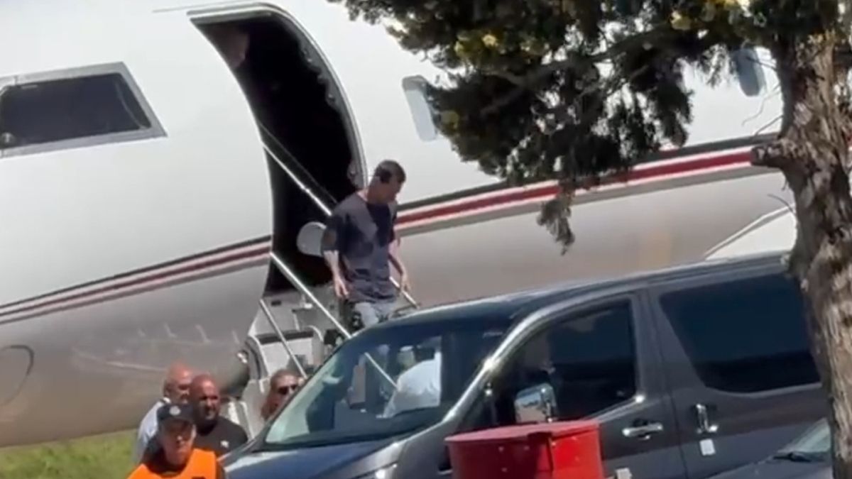Lionel Messi en Santa Fe: así fue la llegada del astro al aeropuerto de ...