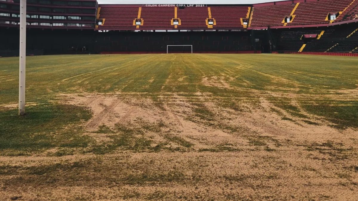 Colón trabaja en la adecuación del campo de juego de cara a su próximo ...