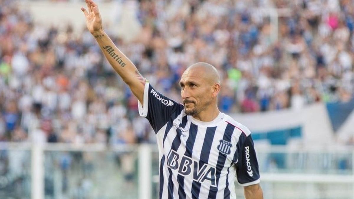 Una leyenda de nuestro fútbol dijo adiós: se retiró el “Cholo” Guiñazú