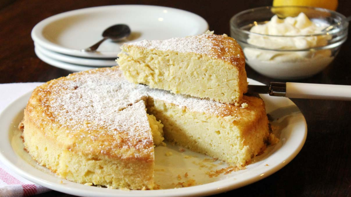 Cómo hacer la clásica torta de ricota en casa: la receta fácil y deliciosa