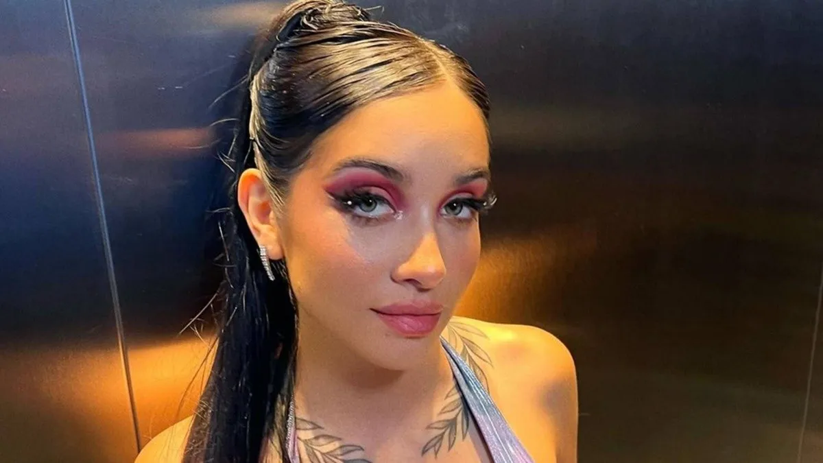 María Becerra publicó una foto hot para hacer un anuncio y encendió las ...