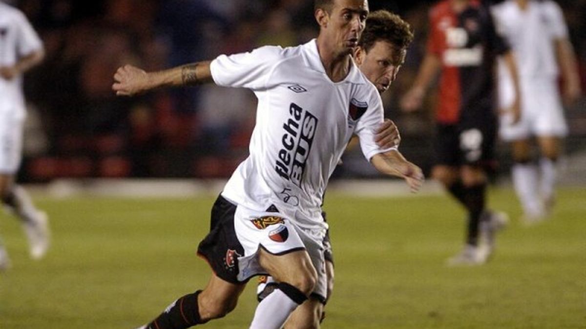 A un exvolante de Colón le diagnosticaron dengue en el fútbol ecuatoriano