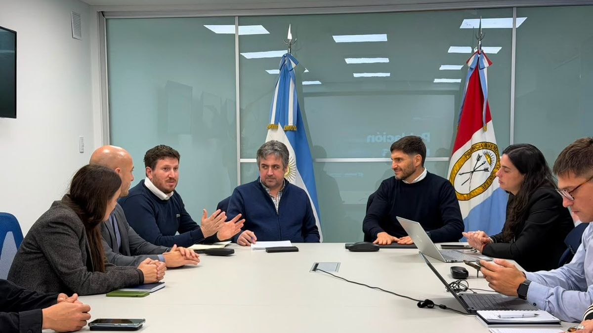 Maximiliano Pullaro anunció la incorporación de Federico Angelini al ...