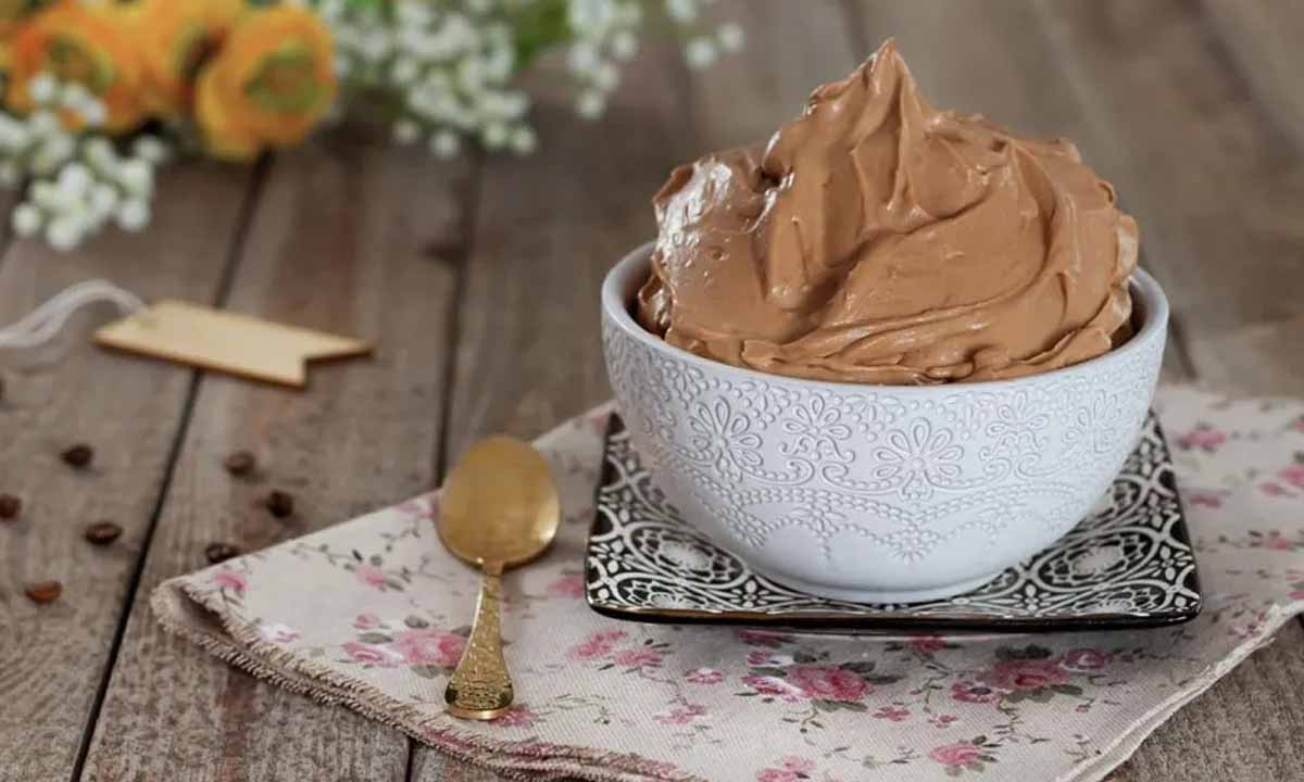 Cómo hacer crema moka en casa: la receta fácil, con solo cuatro ...