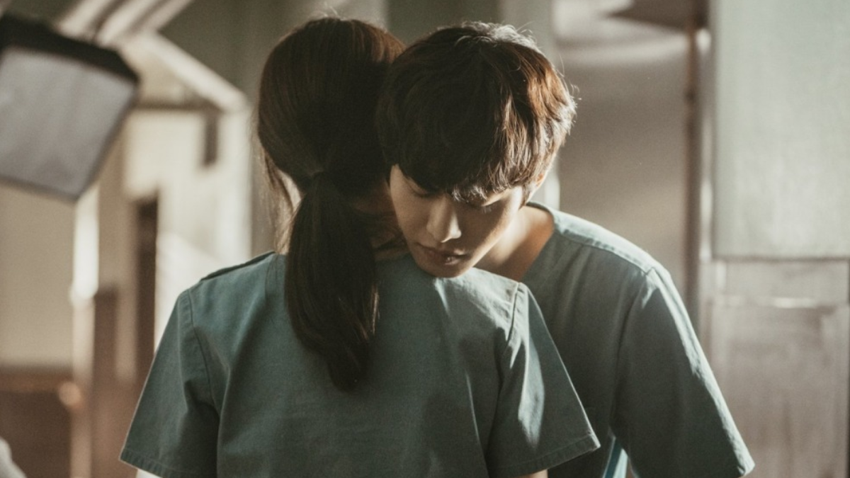 La dramática serie coreana con Ahn Hyo Seop que está en Netflix, tiene dos temporadas y te va a ...