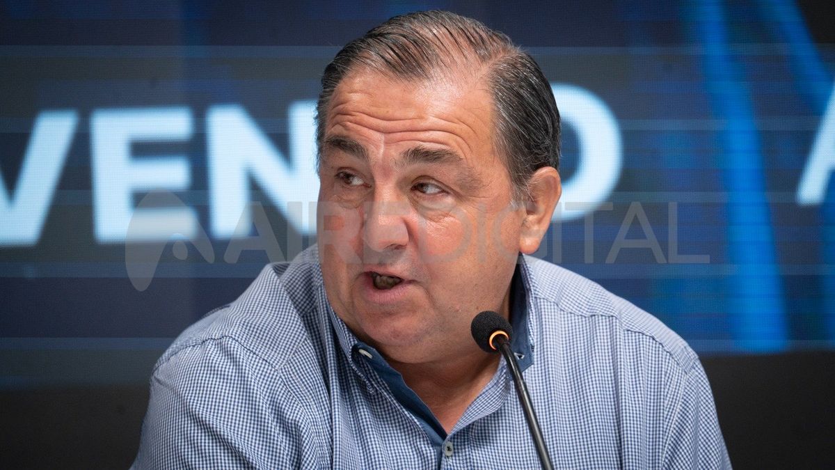 El intendente Juan Pablo Poletti se puso a disposición de la ...
