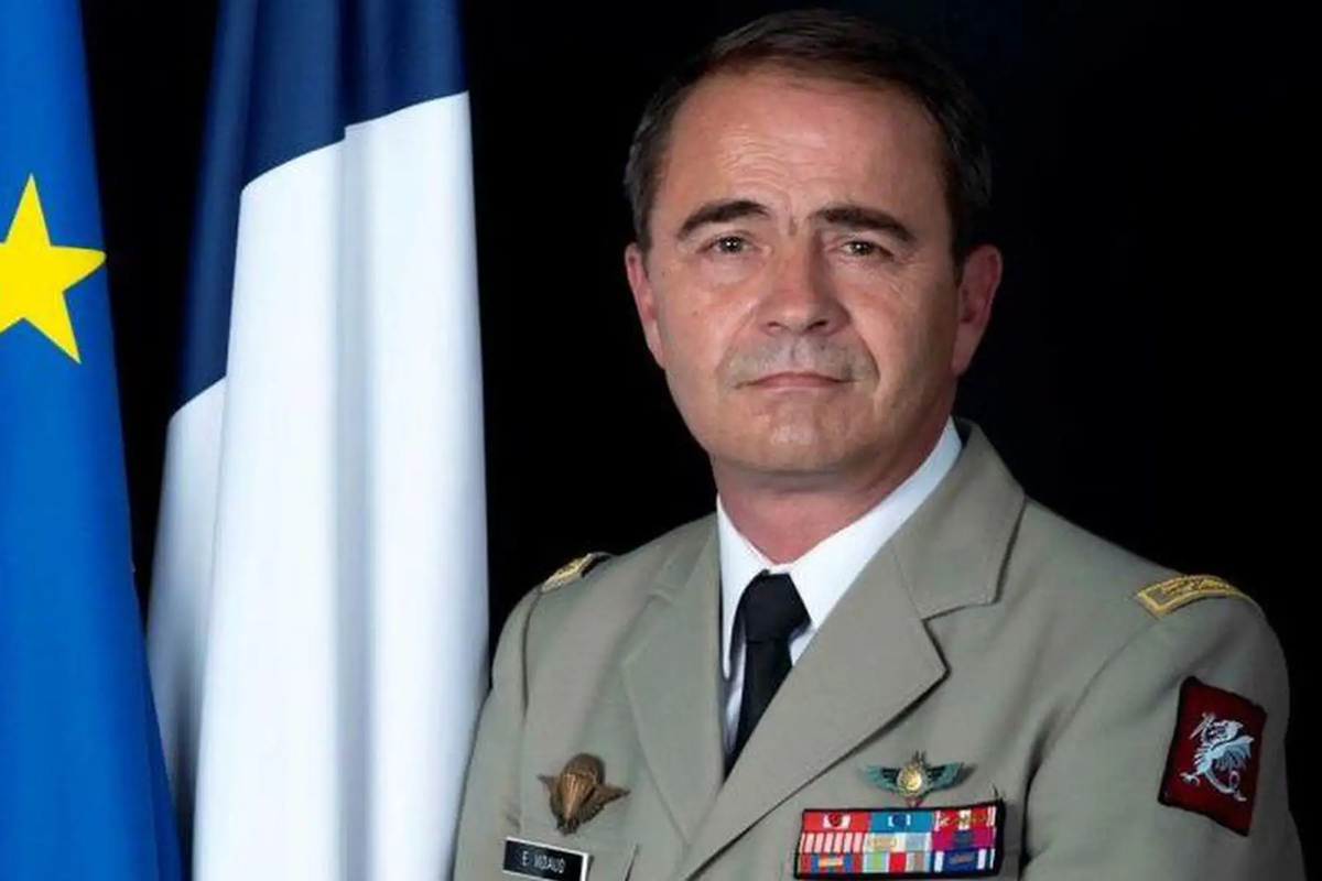 Francia desplaza al jefe de inteligencia de su Ejército por no prever ...