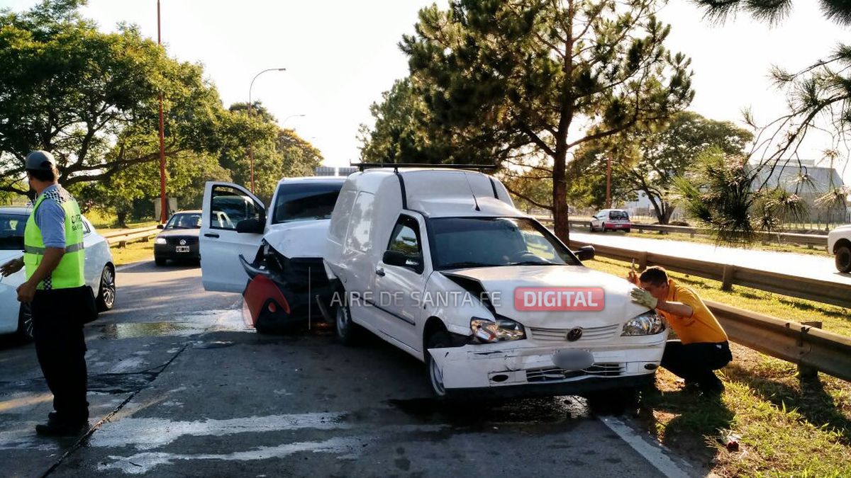Tránsito caótico: choque en cadena en la ruta nacional 168