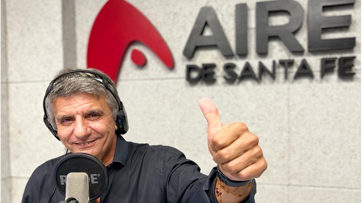 Luis Mino despidió el histórico estudio de la radio y comenzó una nueva etapa en AIRE
