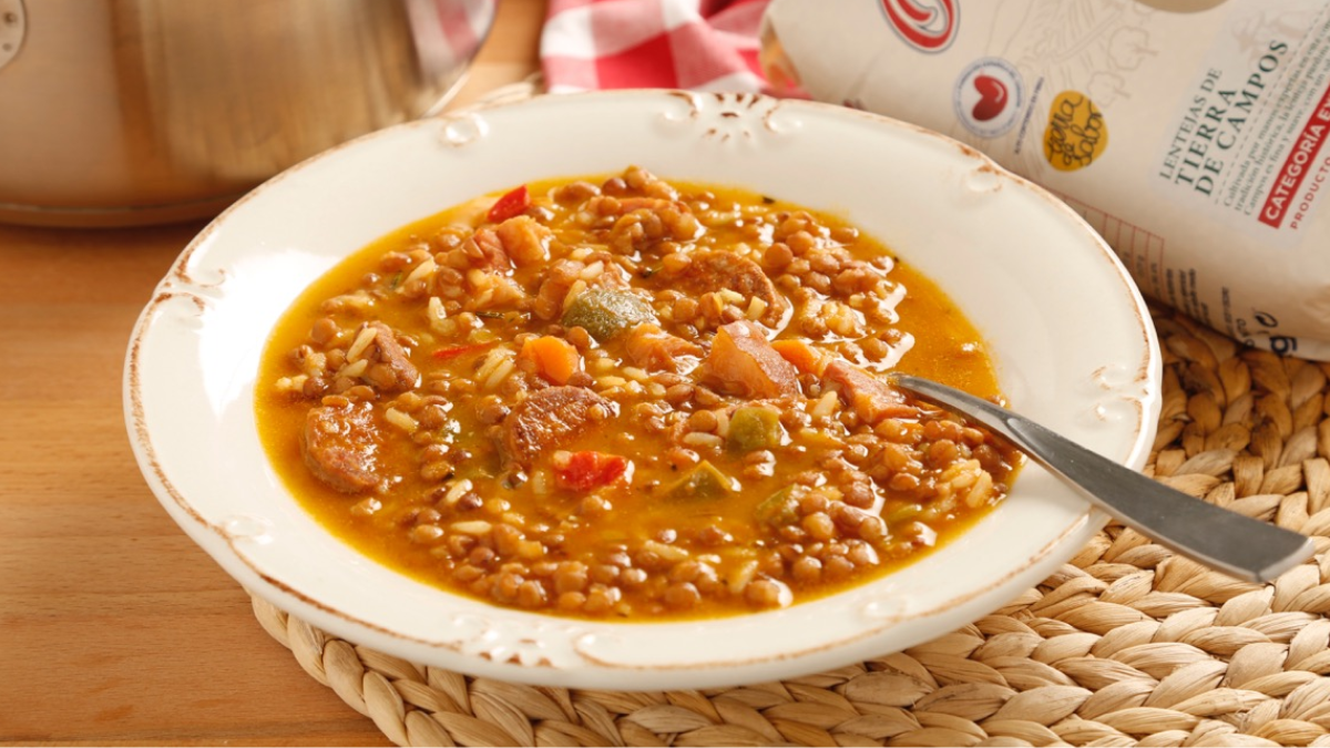 Guiso de arroz express: la receta fácil y rápida para días fríos