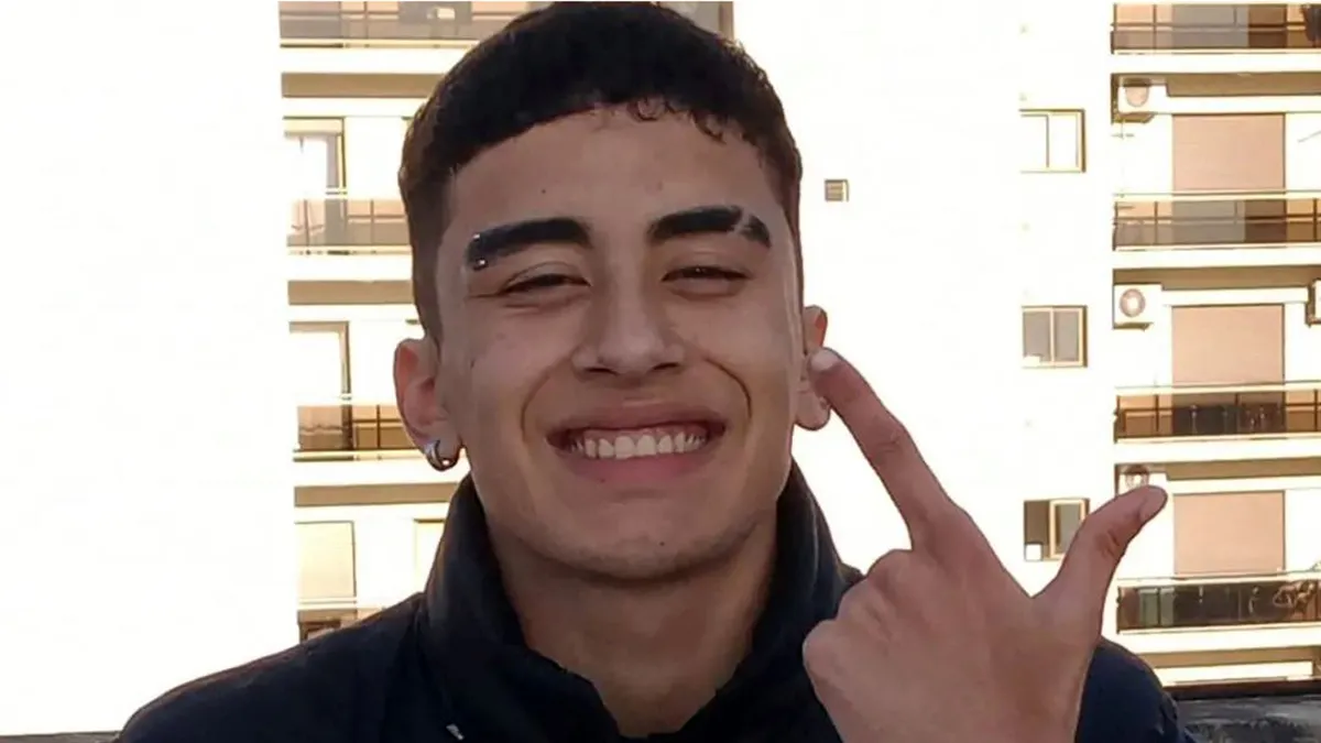 Un joven defendió de un robo a una compañera de escuela y lo mataron