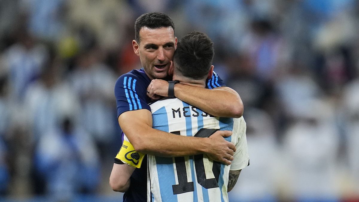 Lionel Scaloni destacó el liderazgo de Messi y contó por qué se emocionó en la final del Mundial ...