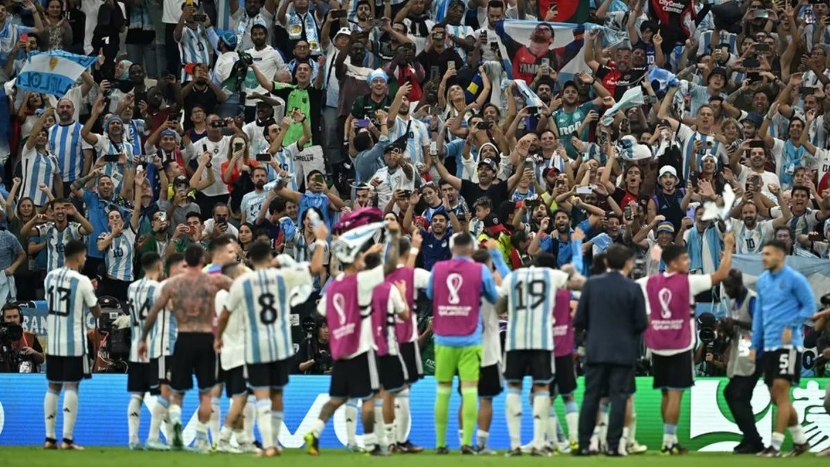 Premios FIFA The Best: la hinchada argentina fue nominada como la mejor ...