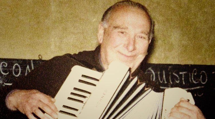 El Padre Catena cumpliría 99 años: hoy recordarán su labor por Villa ...