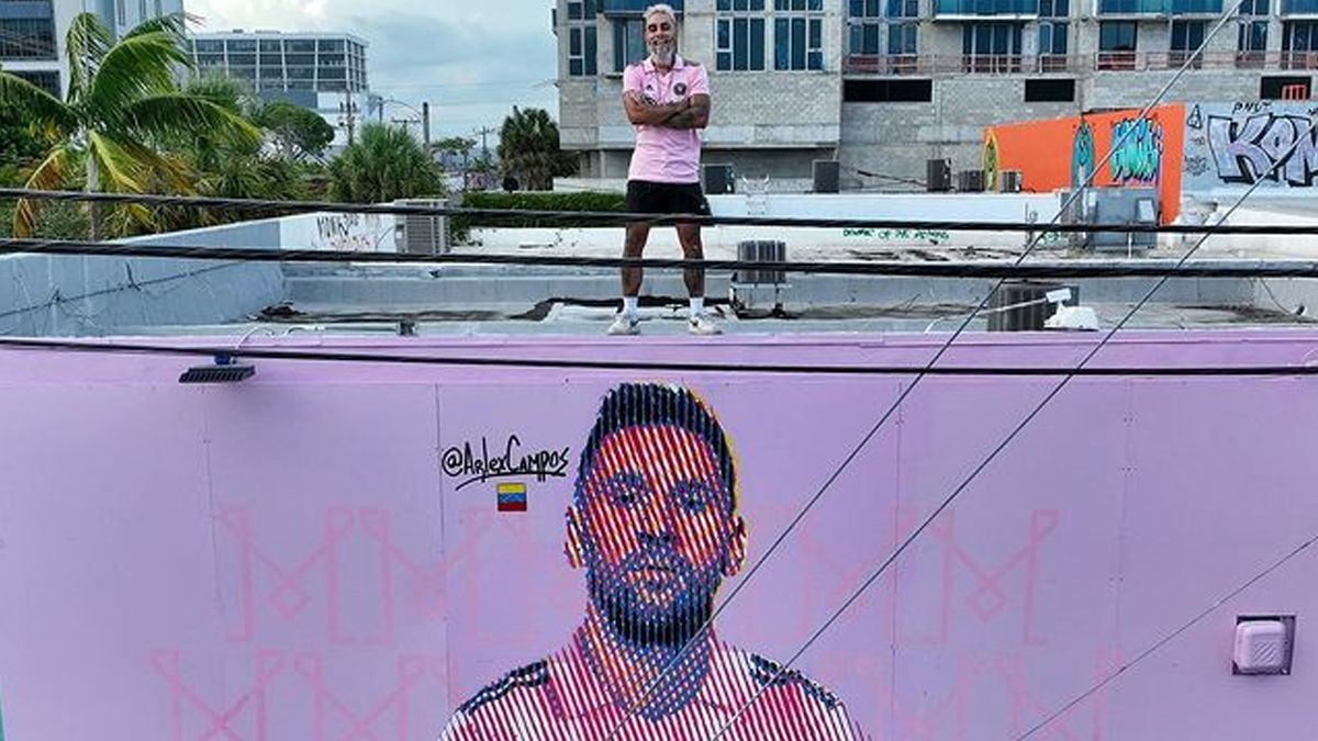 Pintó el primer mural de Lionel Messi con la camiseta del Inter Miami y ...