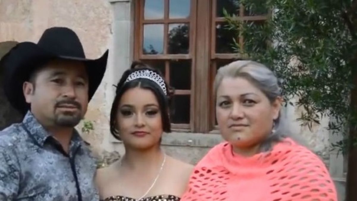 Así luce la quinceañera Rubí dos años después de que su fiesta fuera un ...