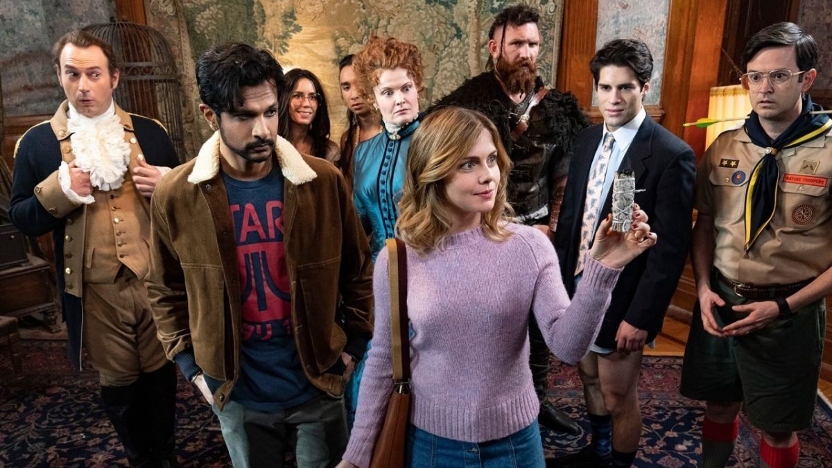 Fantasmas: la comedia británica de Netflix que conquista con humor ...