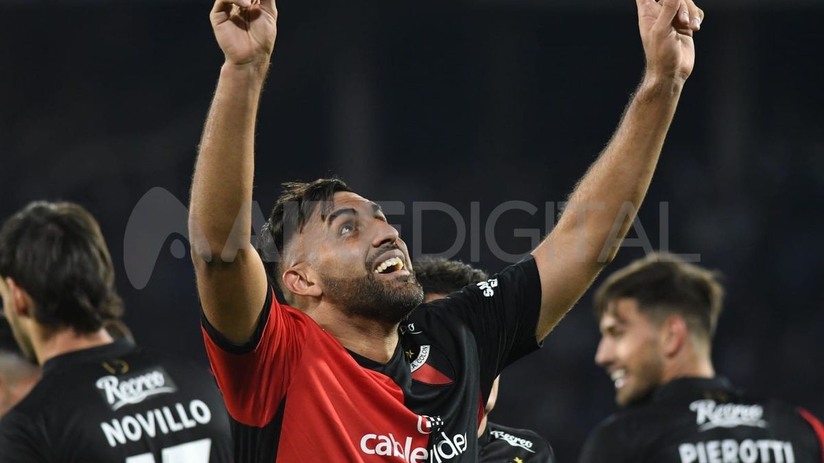 Colón: Ramón Ábila puede ir de titular ante Boca por la lesión de ...