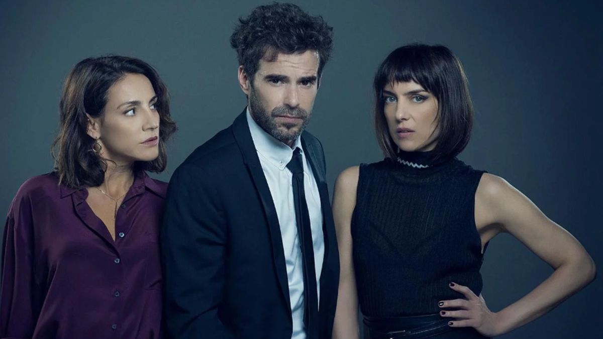 Fuerte escena de sexo de los personajes de Eleonora Wexler, Jazmín ...