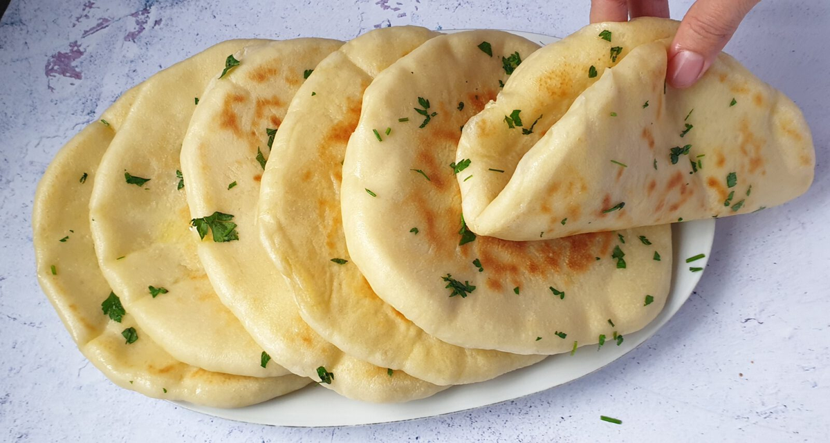 Cómo hacer pan árabe en sartén rápido y con pocos ingredientes