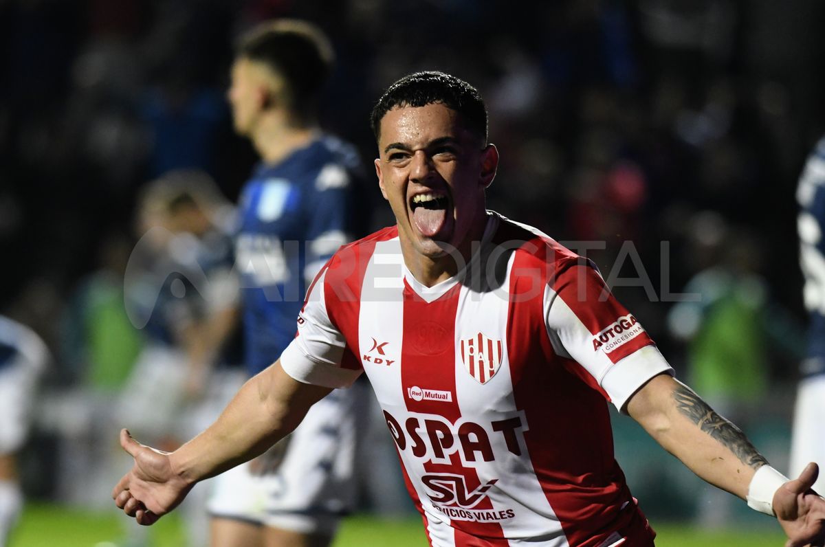 Se confirmó la separación de un futbolista de UNIÓN y su exnovia lo ...