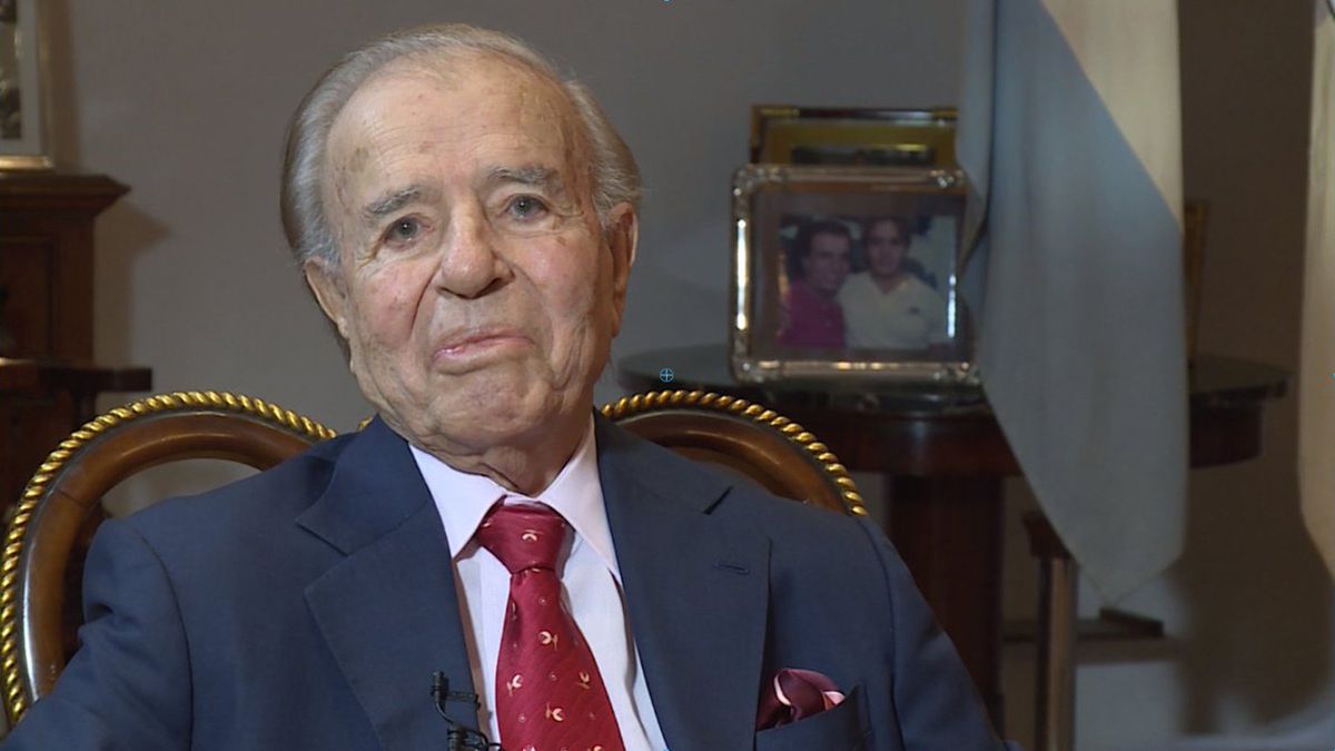 Menem tendrá su busto en la Casa Rosada
