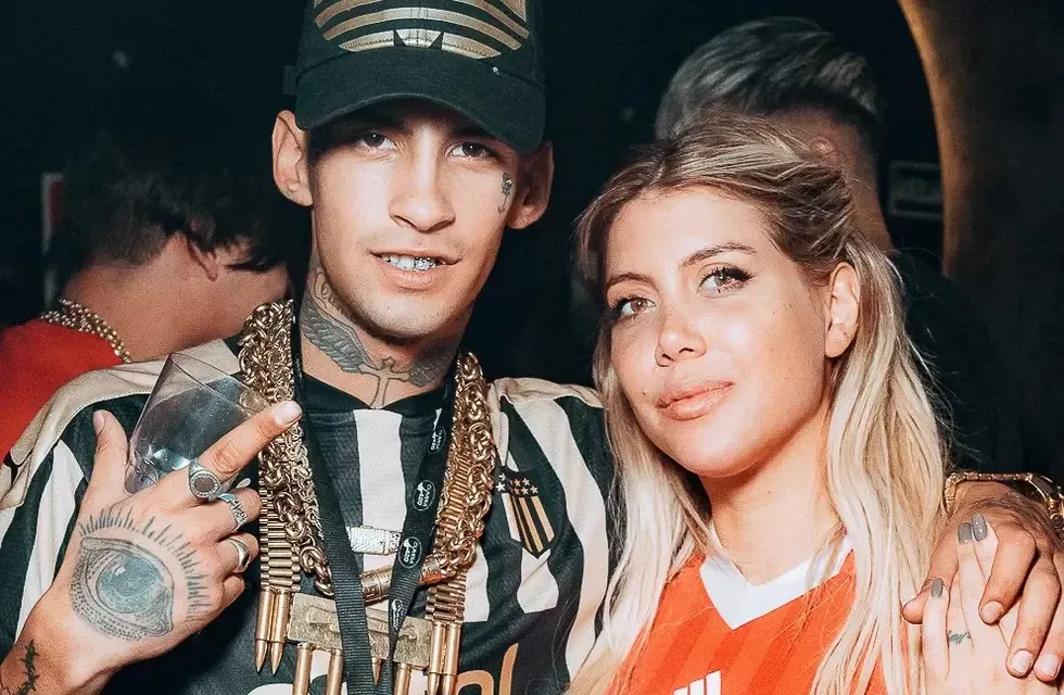 Las provocadoras fotos de Wanda Nara vestida con la ropa de L-Gante