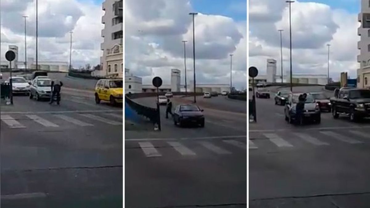 VIDEO: descubren a un hombre que simulaba ser lisiado para pedir limosna