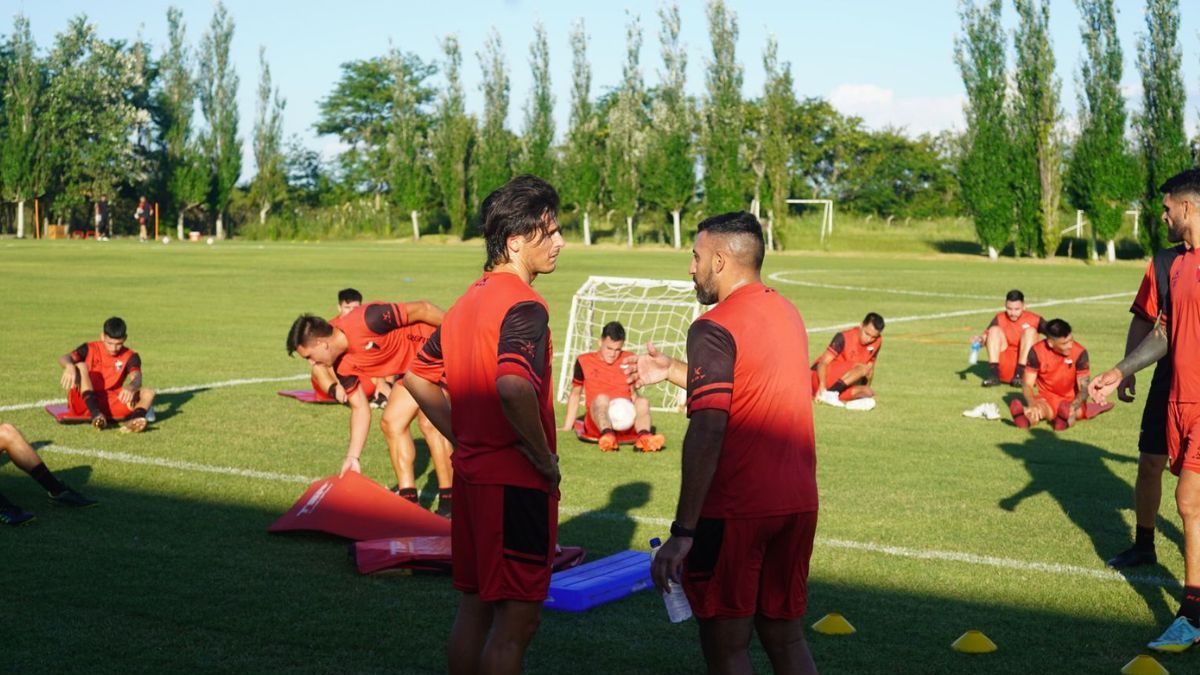 Con 25 jugadores y grandes ausencias, Colón inició la pretemporada bajo ...
