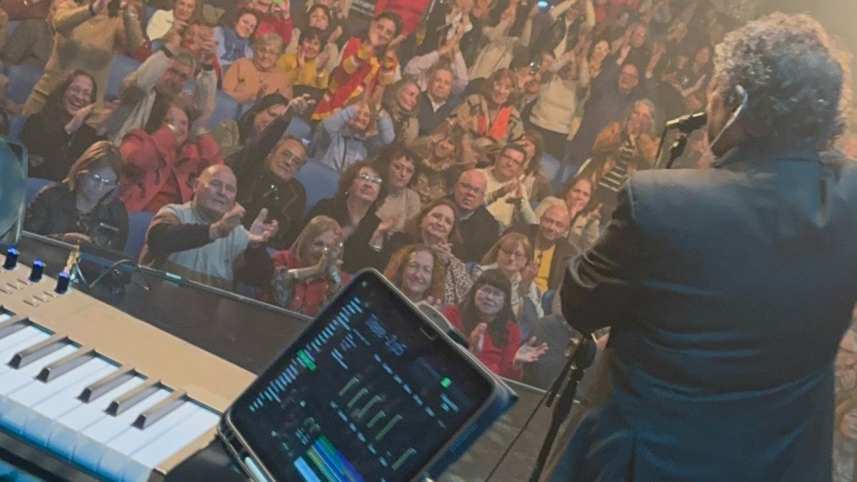 El video del regreso de Cacho Deicas sin Los Palmeras y la frase que lo ...