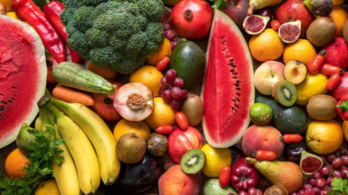 Conocé las frutas y verduras de temporada para una dieta más variada y ...
