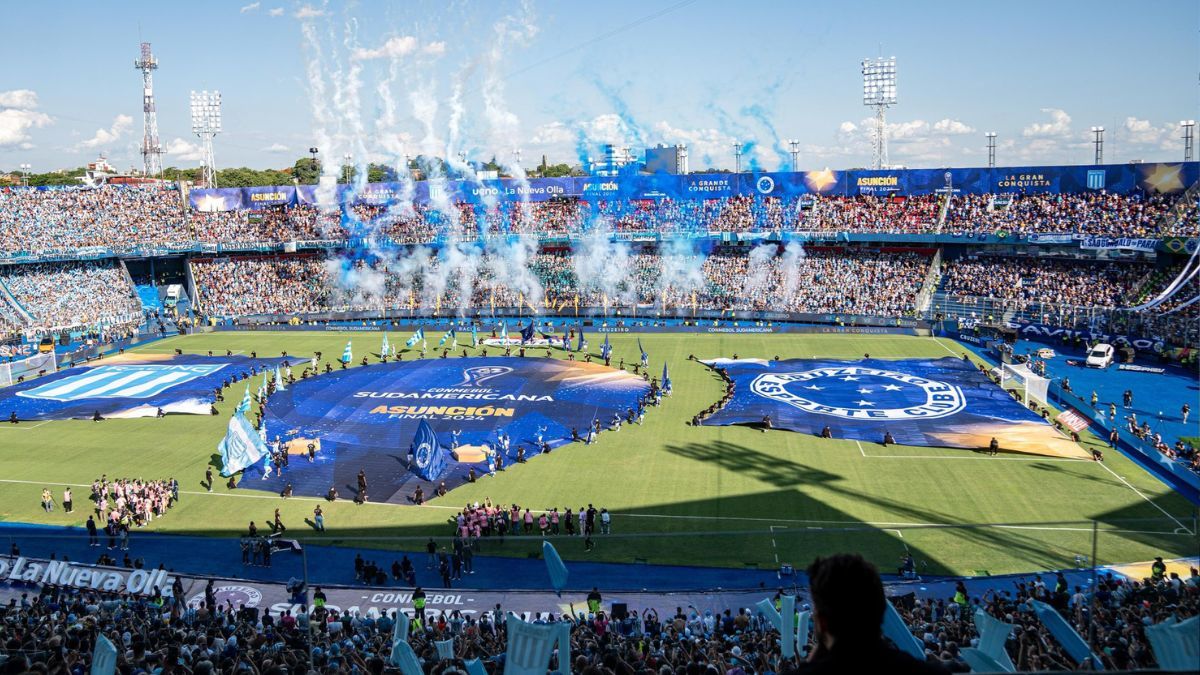 Se conoció cuántos hinchas llevó Racing a la final en Paraguay: ¿supera ...