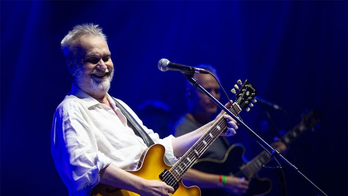 El tren de David Lebón, 14 vagones repletos de una música en vías de ...