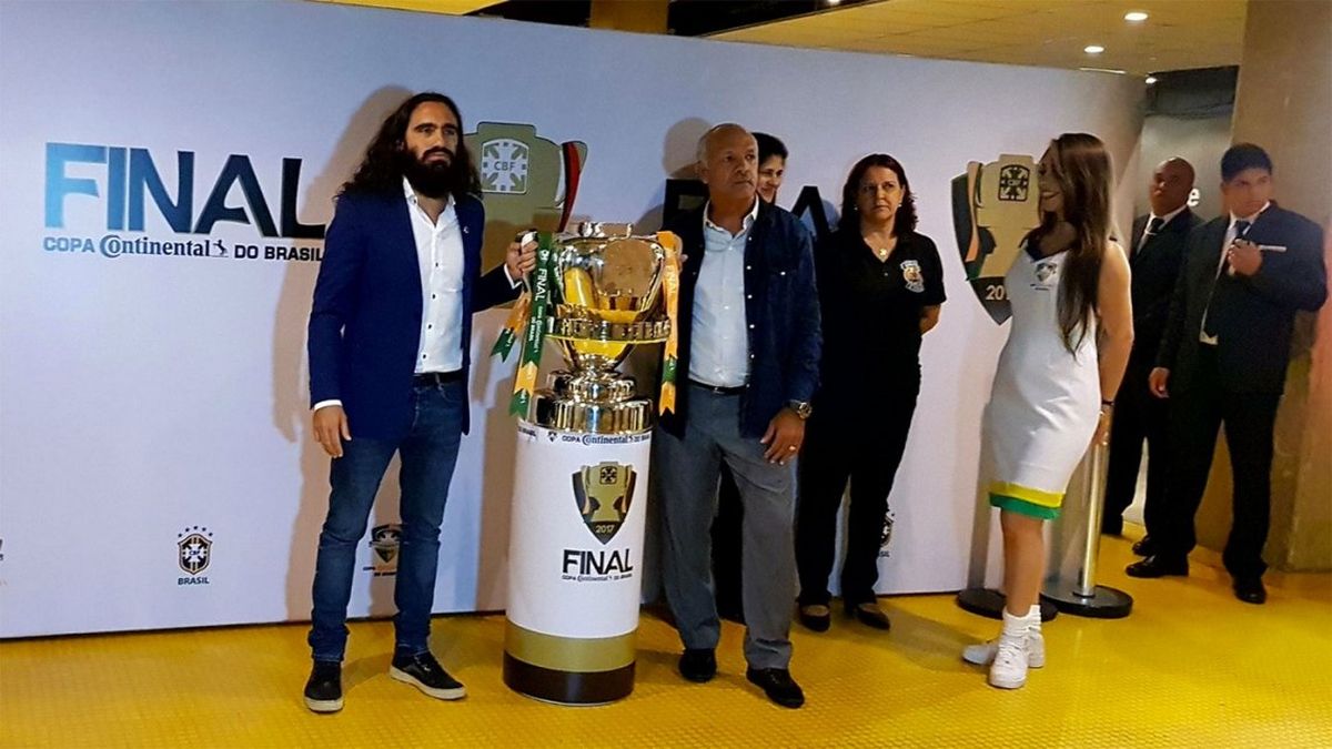 Los memes por el nuevo look de Juan Pablo Sorín