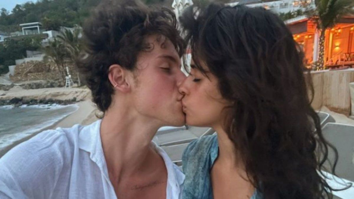 Shawn Mendes y Camila Cabello fueron captados de paseo en México