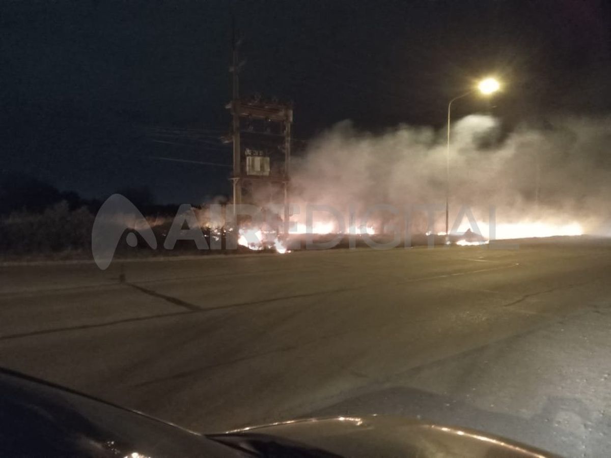 Incendios de pastizales en la zona de islas hicieron llegar humo a la ...