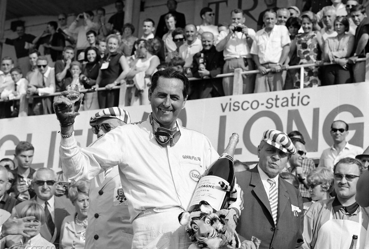 Jack Brabham, el único que se consagró campeón de la Fórmula 1 con su ...