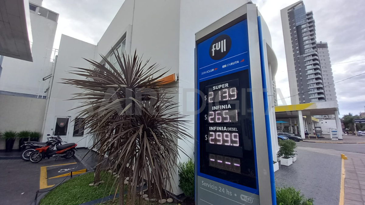 YPF aumentó el precio de sus combustibles en Santa Fe, ¿a cuánto se fue el litro de súper?