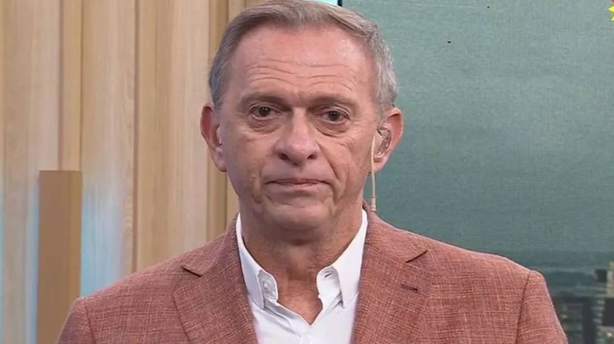 Se conocieron fotos apasionadas de Marcelo Bonelli con su mujer