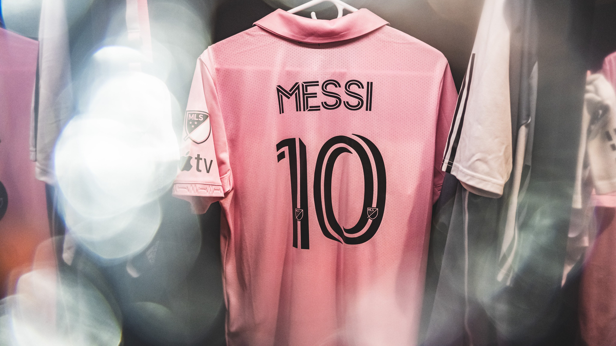 La primera camiseta de Lionel Messi en Inter Miami