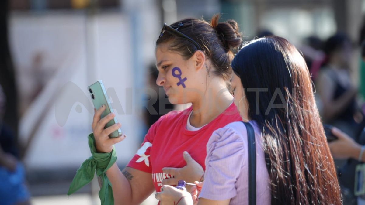En fotos: así fue la marcha del 8M en la ciudad de Santa Fe