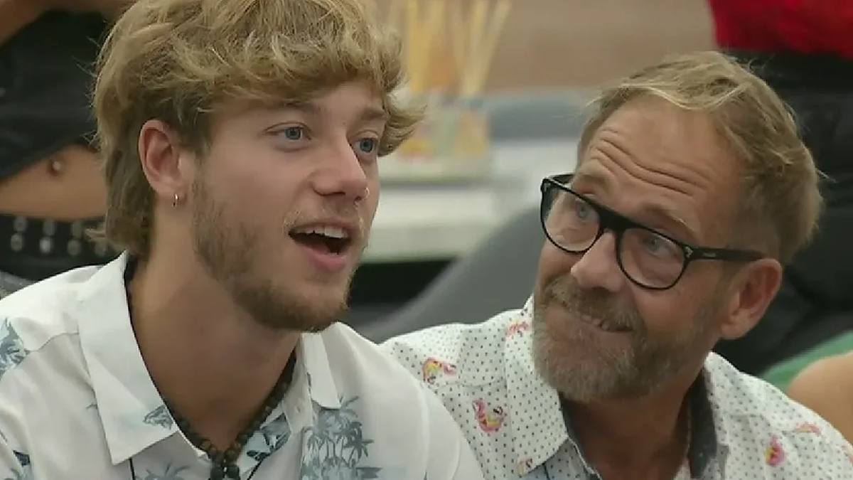 Gran Hermano: el domingo, otro familiar abandonó la casa