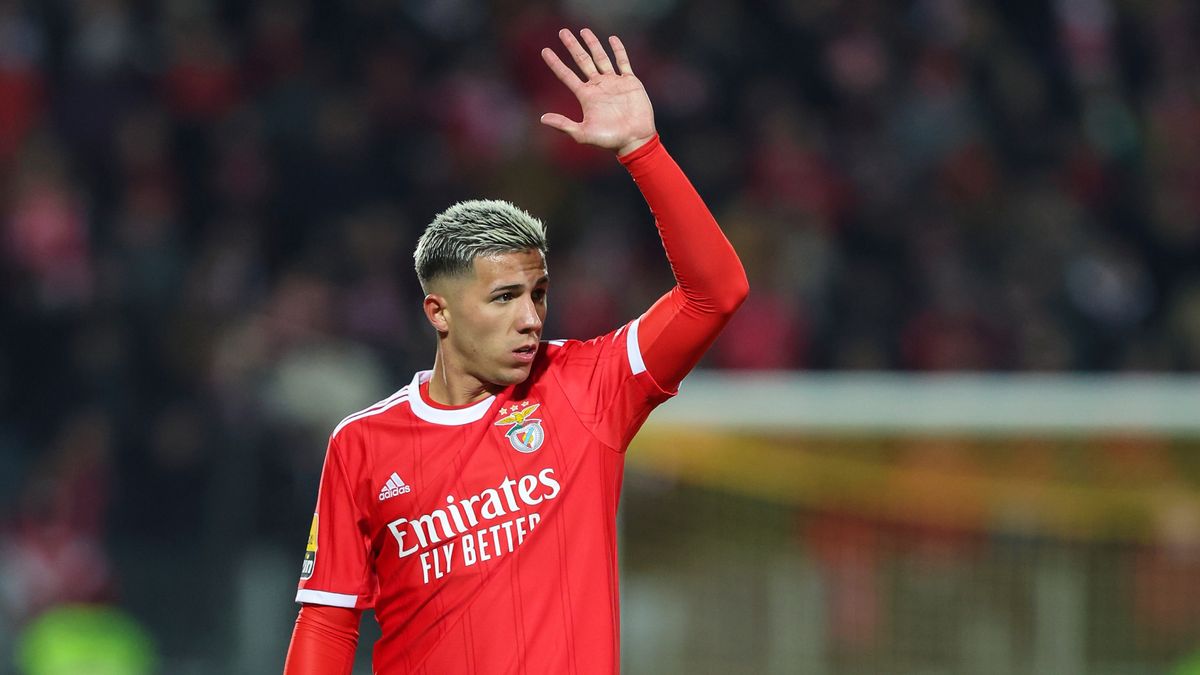 Enzo Fernández, a un paso del Chelsea: qué oferta le hizo el club ...