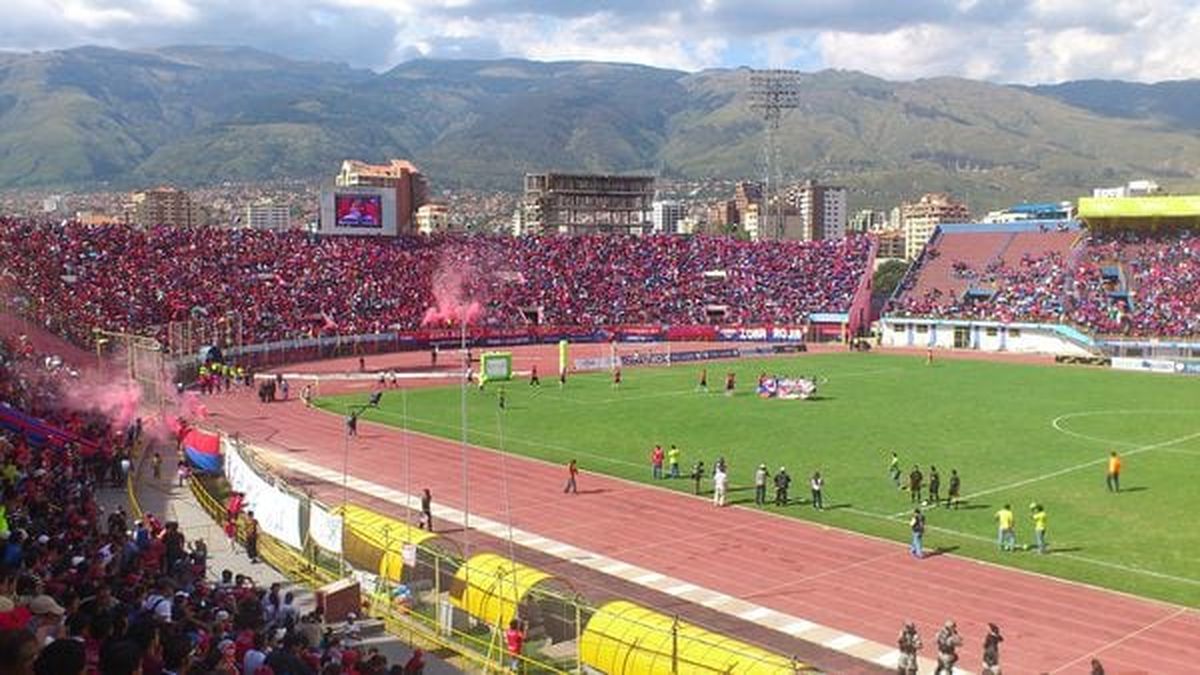 Wilstermann quiere recibir a River en Cochabamba