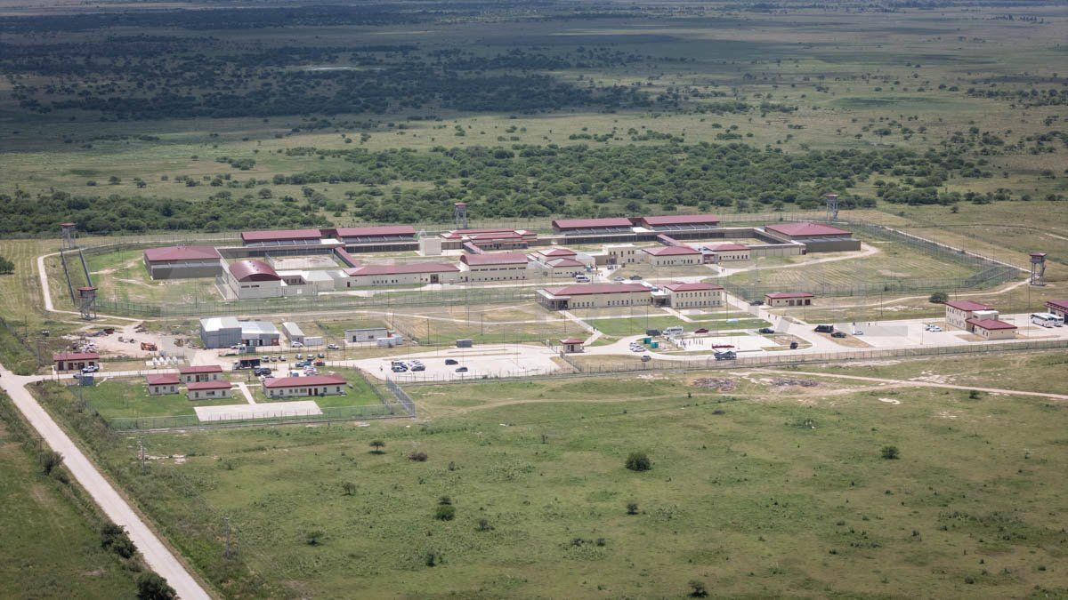 En fotos, así es por dentro la cárcel federal de Coronda: recorrido exclusivo